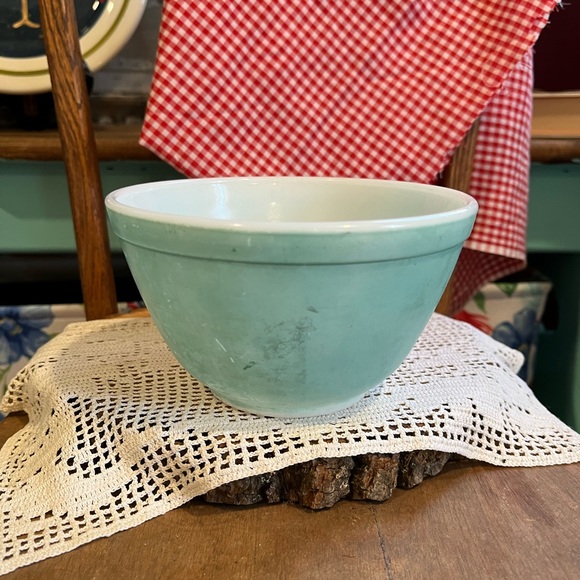 Pyrex | Accents | Pyrex Small Blue Vintage Bowl | Poshmark